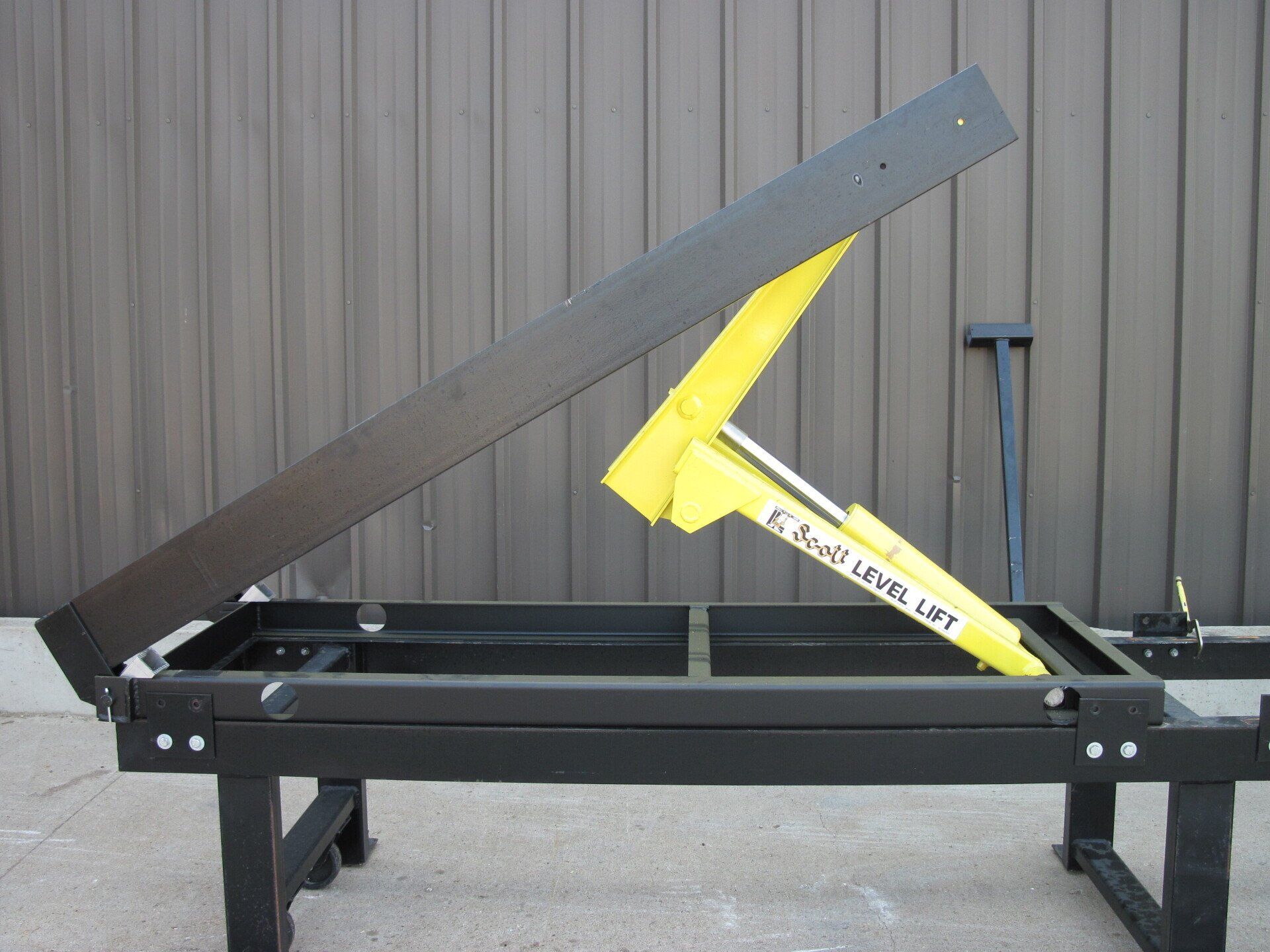 Scott Hoists LL-400 | Truck Lift Hoist | Scissor Lift | Level Lift