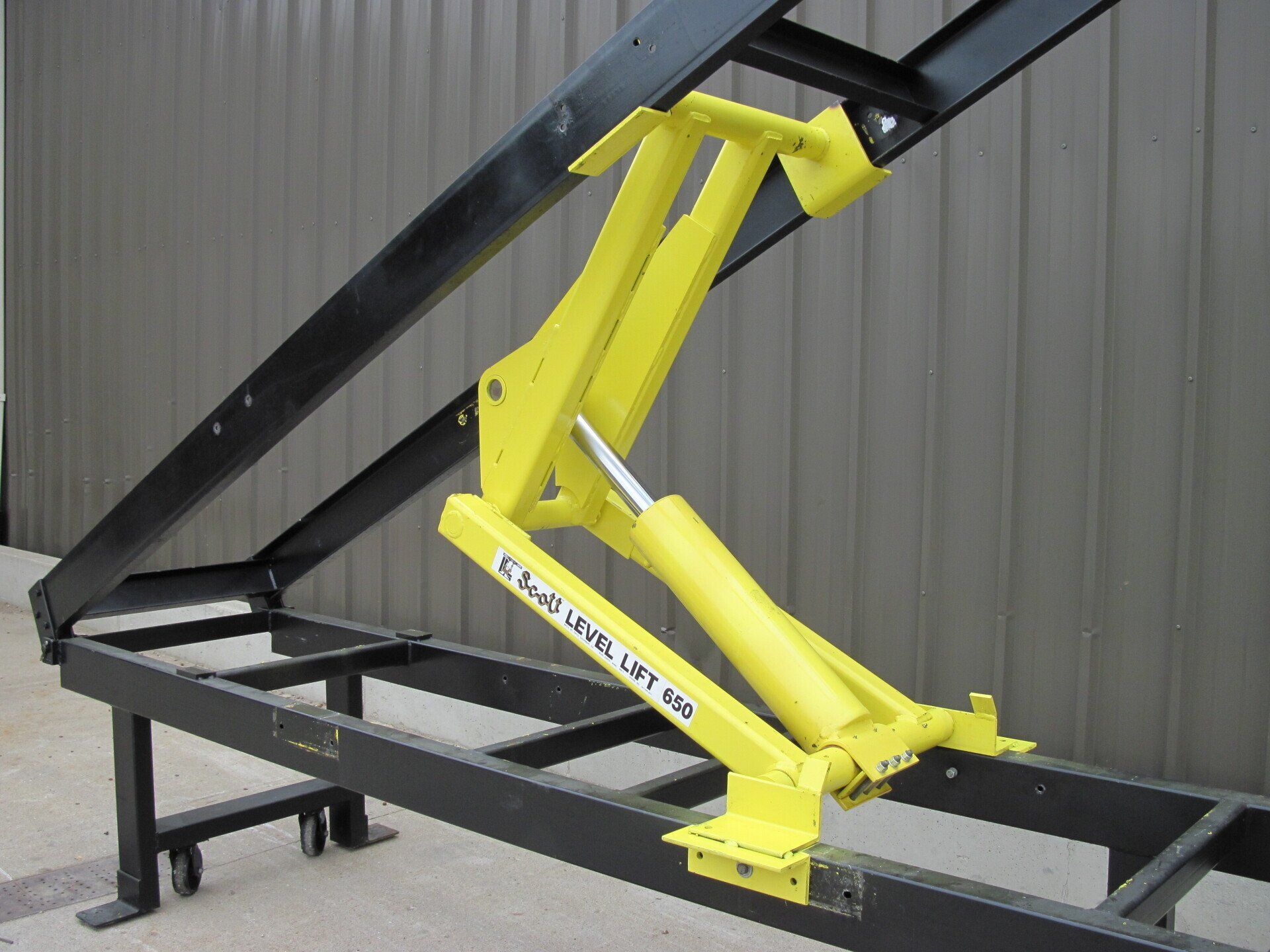 Scott Hoists LL-650 | Truck Lift Hoist | Scissor Lift | Level Lift