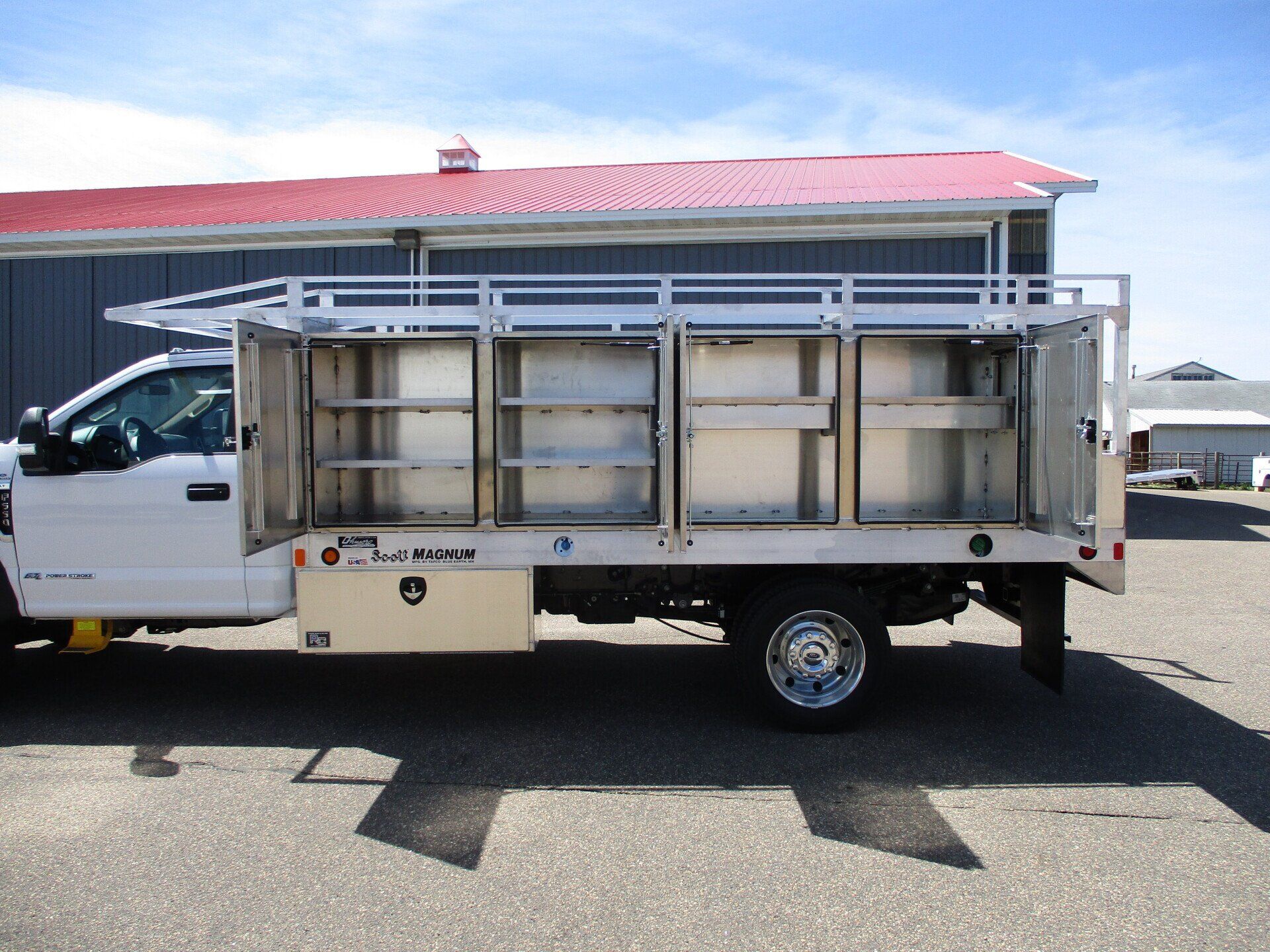 Tafco Equipment CO - Blue Earth MN - SCOTT Truck Bodies and Hoists