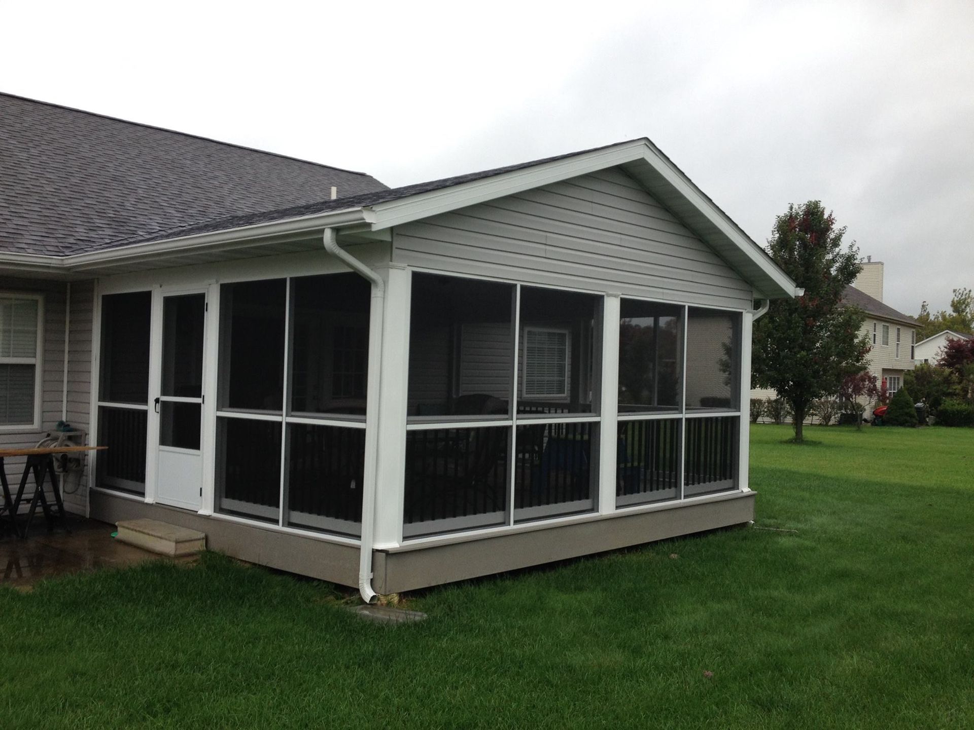 Full Servs Glass Company | Alton, IL | Lyons Glass