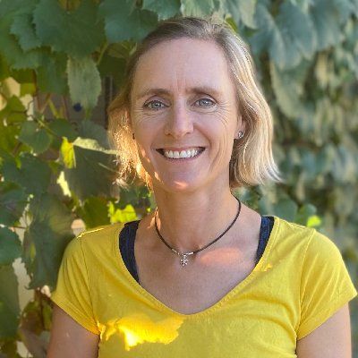 Carly Carr's Instagram, Twitter & Facebook on IDCrawl