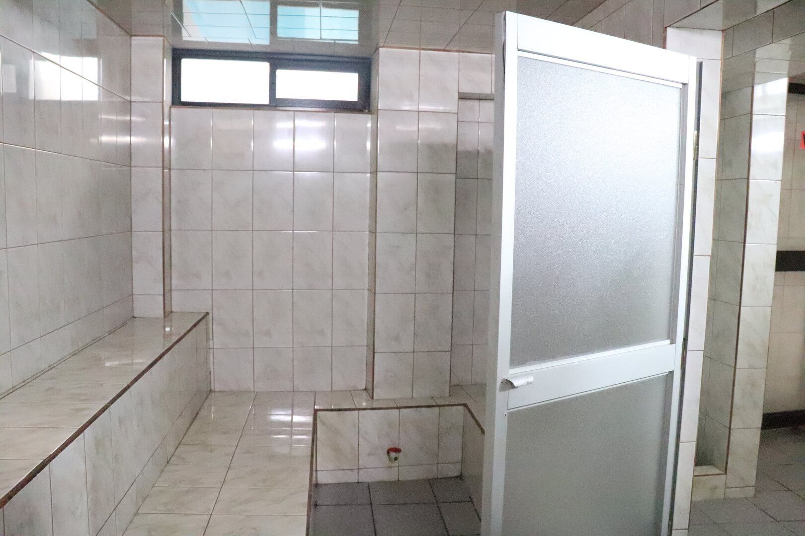 Apolo Sauna y Piscinas - Piscinas temperadas semiolimpicas