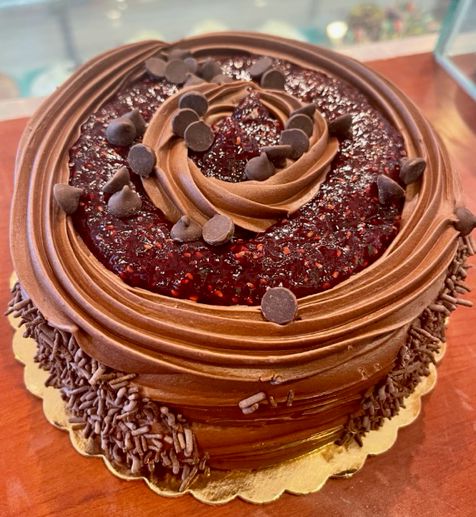 Alpine Pastry Shoppe - Long Island Custom Bakery, Cakes, Pastries ...