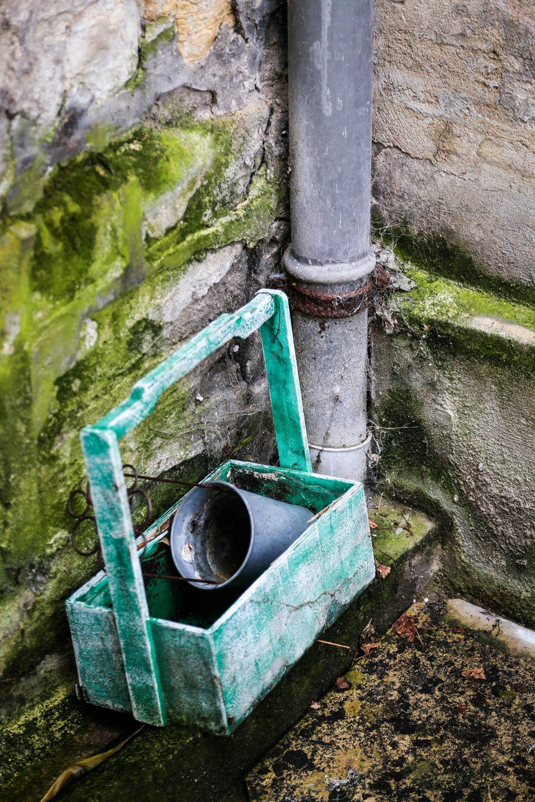 What is The Difference Between French & Curtain Drains?