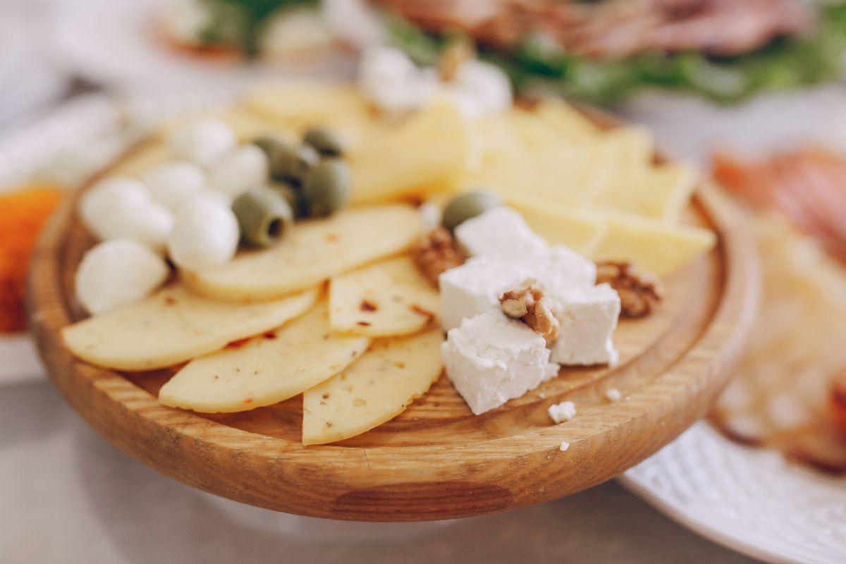 Cheese Platter Guide: Types, Ideas & Tips for Every Occasion