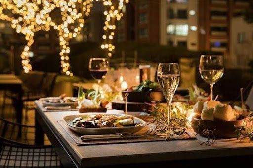 2024 Corporate Cocktail Party Catering Trends: What's New