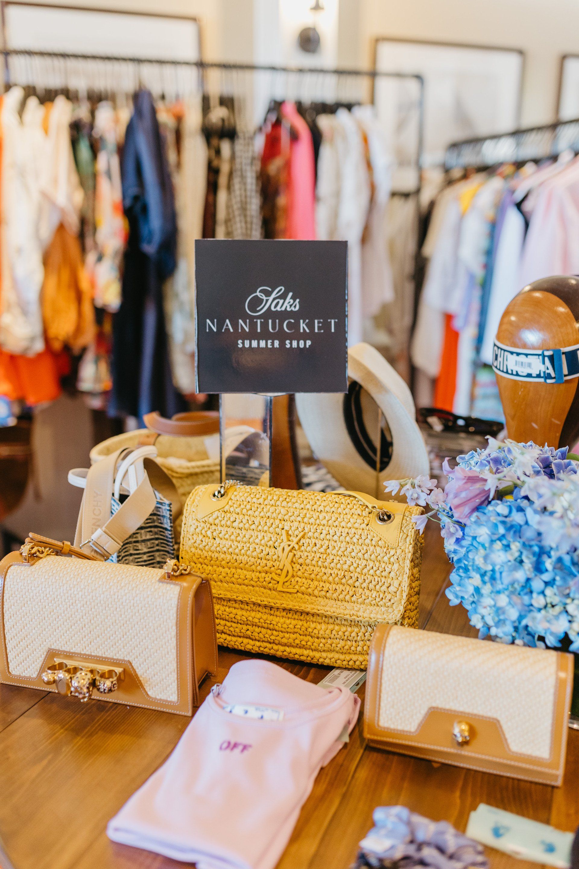 SAKS SUMMER POP UP