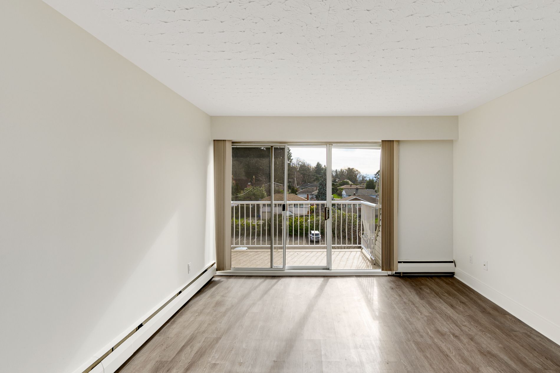 Fraser Tolmie Apartments - Gallery