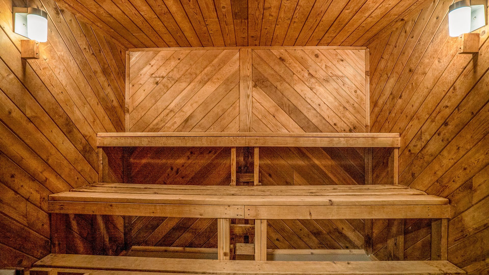 Fraser Tolmie Apartments - Gallery