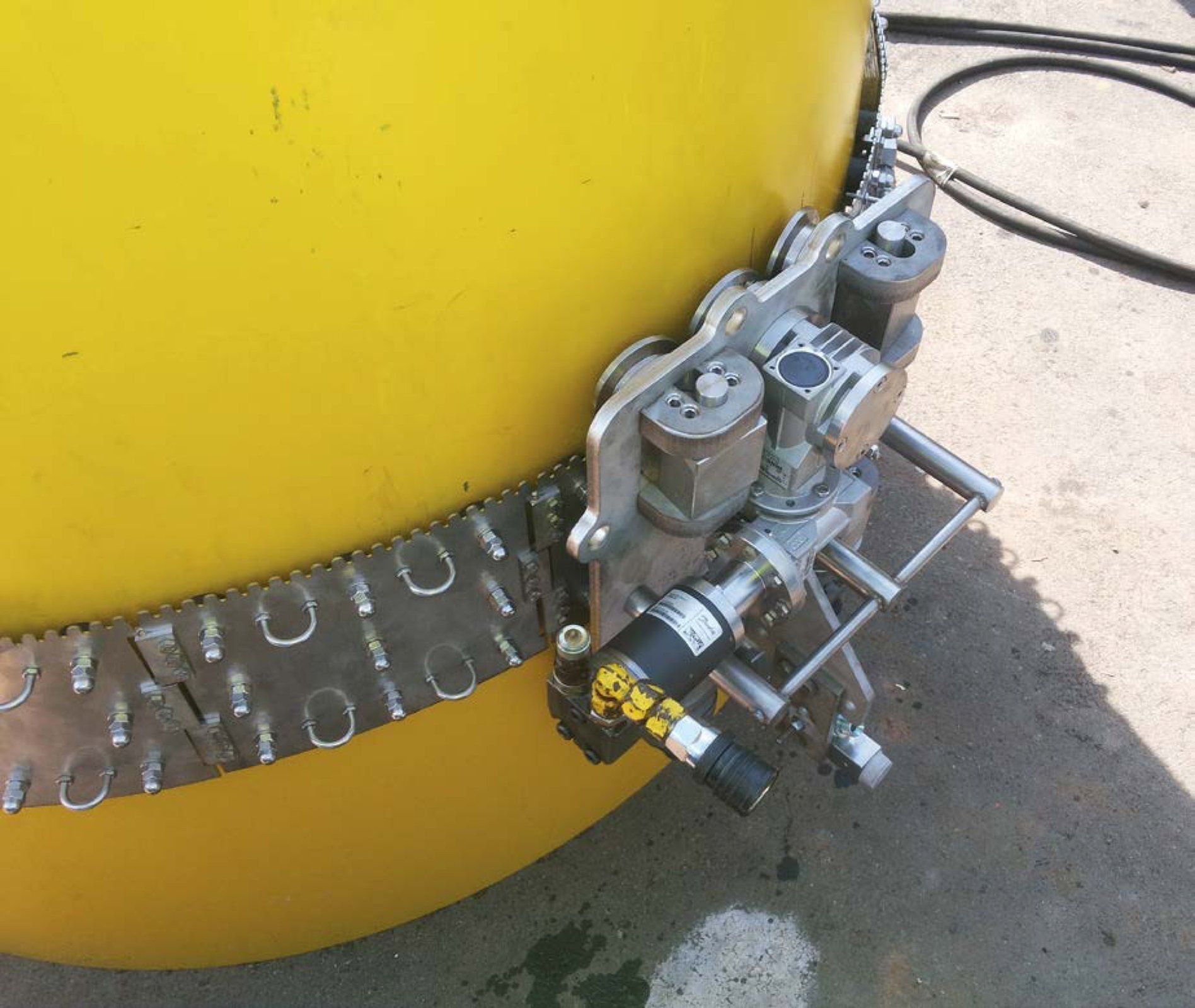 Subsea Cutting Services | Deco Subsea | worldwide