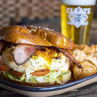 Cleats | Wings | Burgers | Family Friendly Restaurant