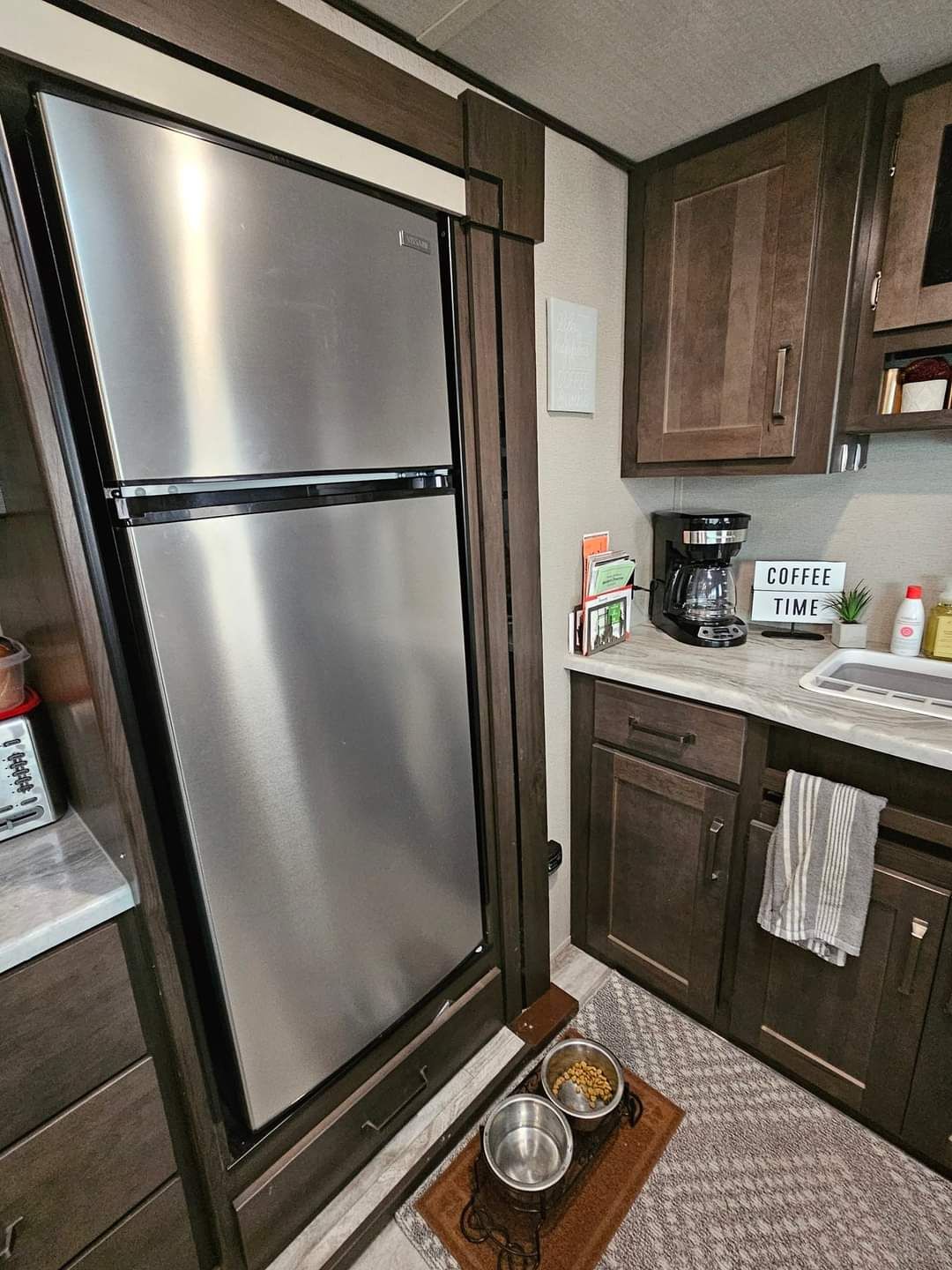 Pioneer RV Resort | RVs and Miscellaneous Sales | Phoenix, Arizona 55 ...