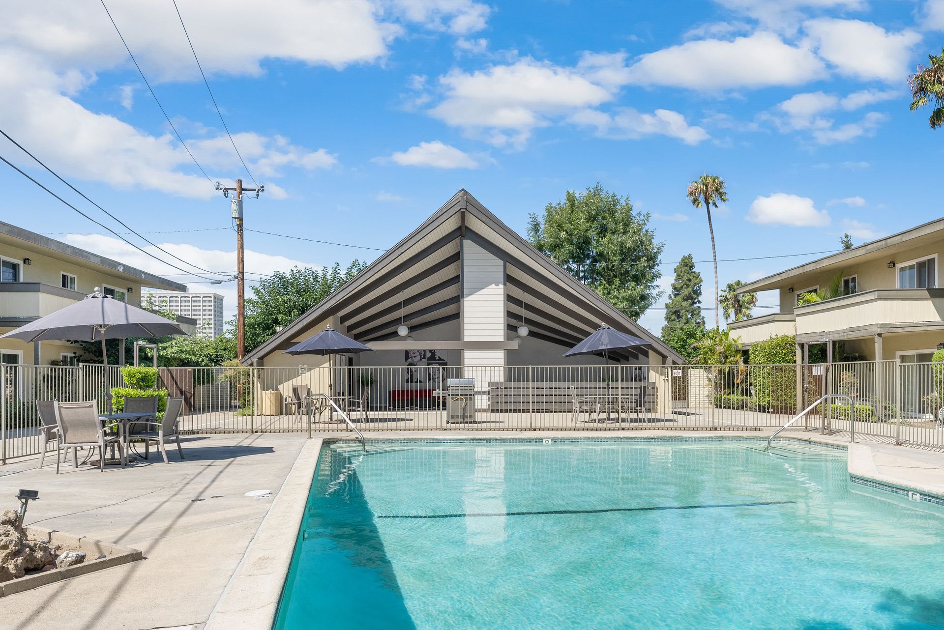 Amenities | Westside Apartments | Costa Mesa, CA