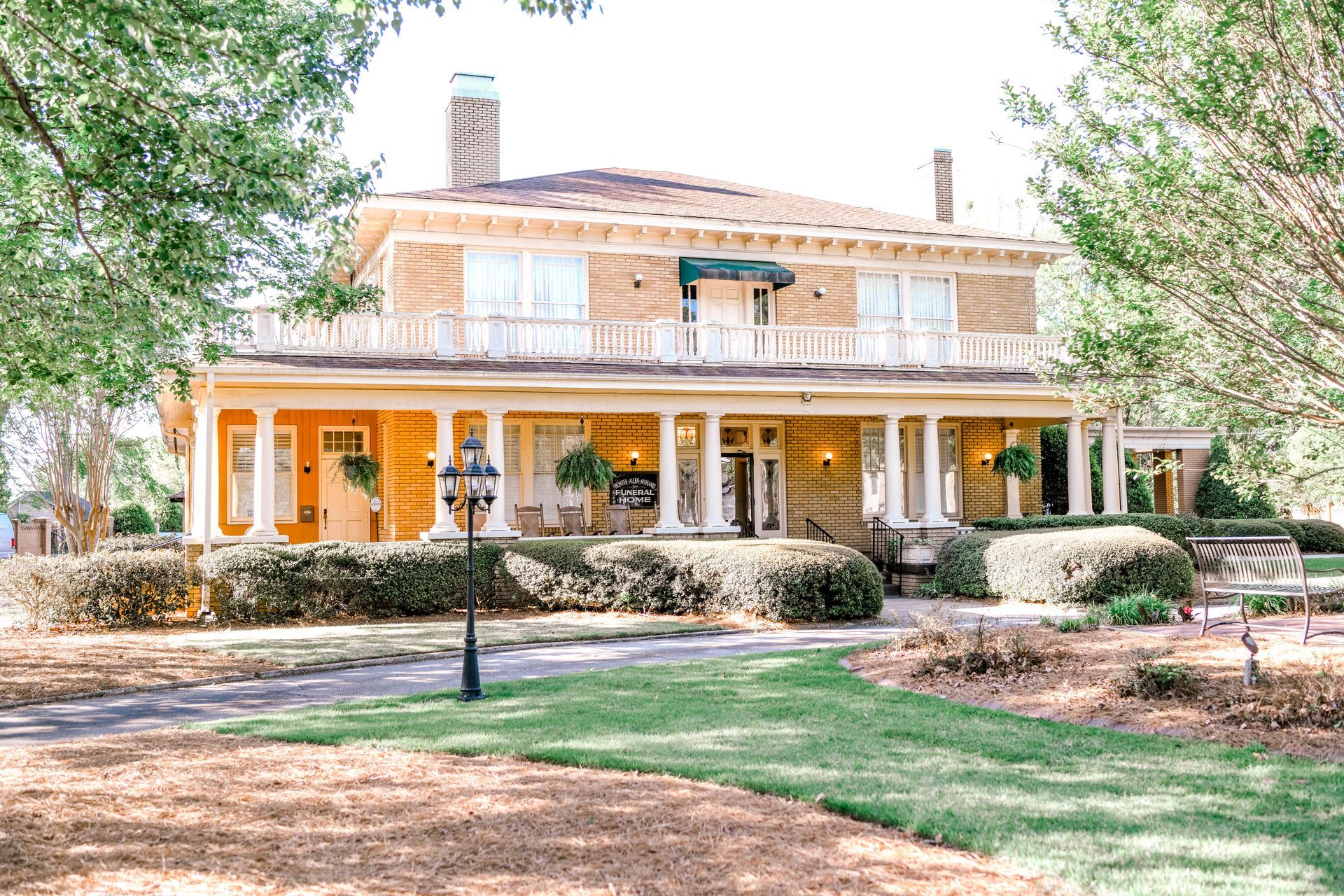 Our Facilities | Higgins LaGrange Chapel