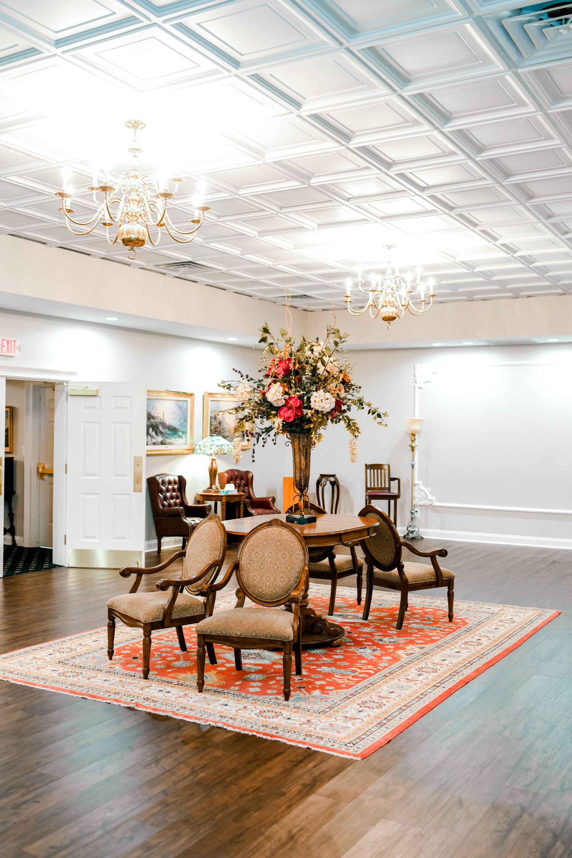 Our Facilities | Higgins LaGrange Chapel