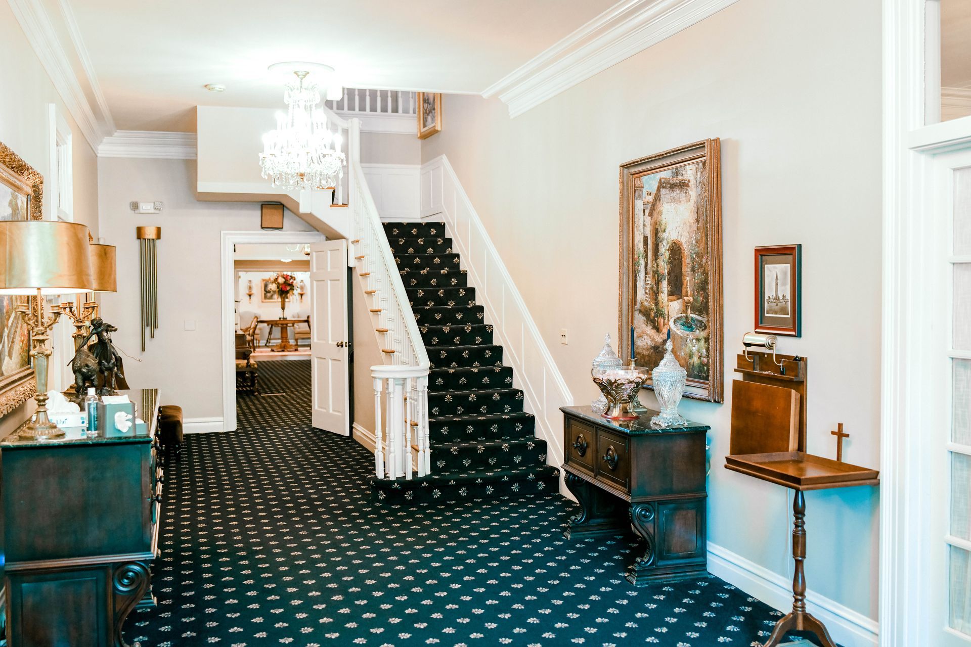 Our Facilities | Higgins LaGrange Chapel