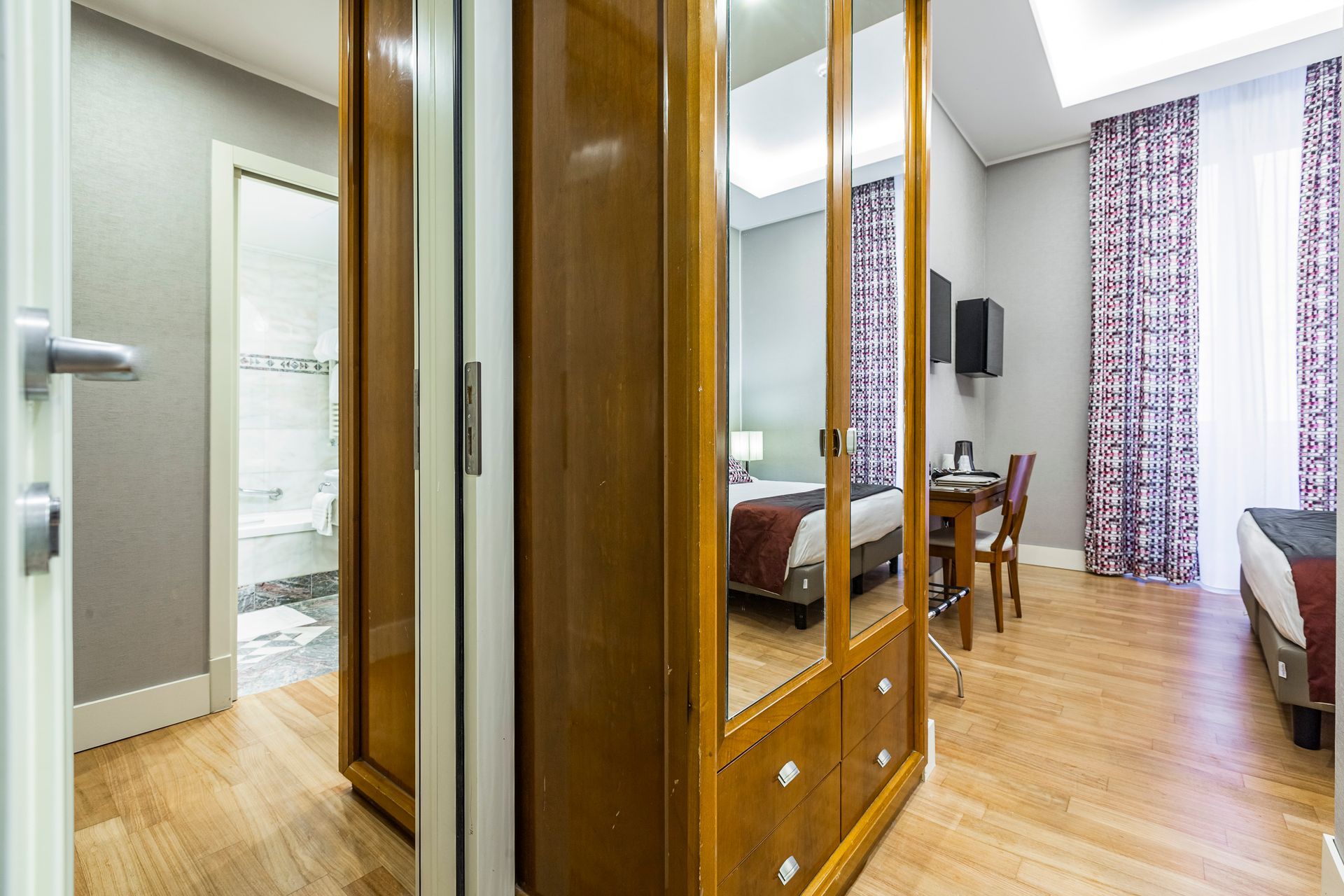 Suite hotel Roma centro | Roma | ReMarhotels Srl