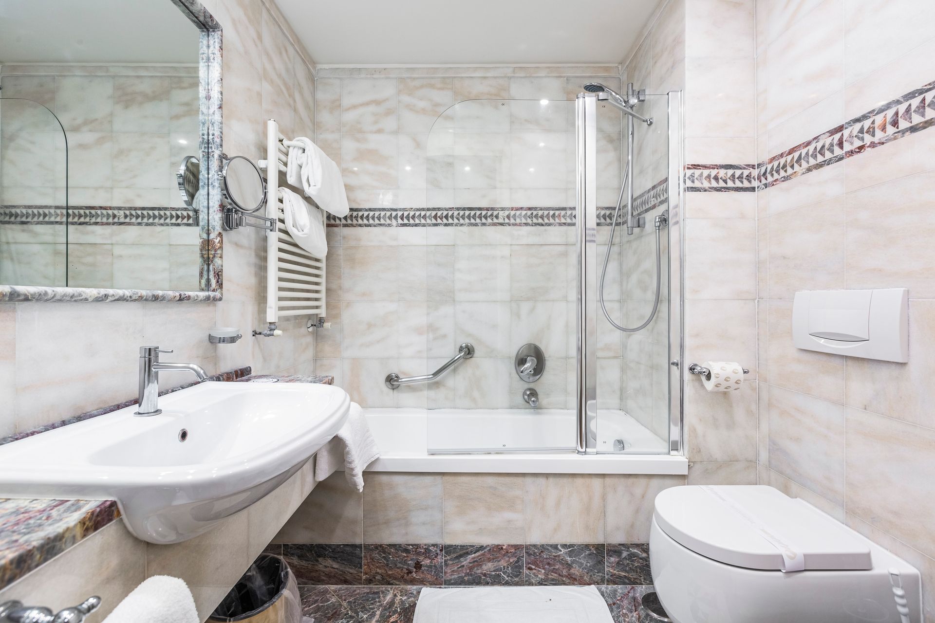 Hotel suites in central Rome | Rome | ReMarhotels Srl