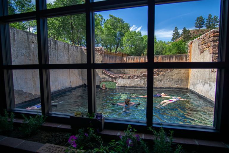 Moccasin Springs Natural Mineral Spa | Hot Springs SD