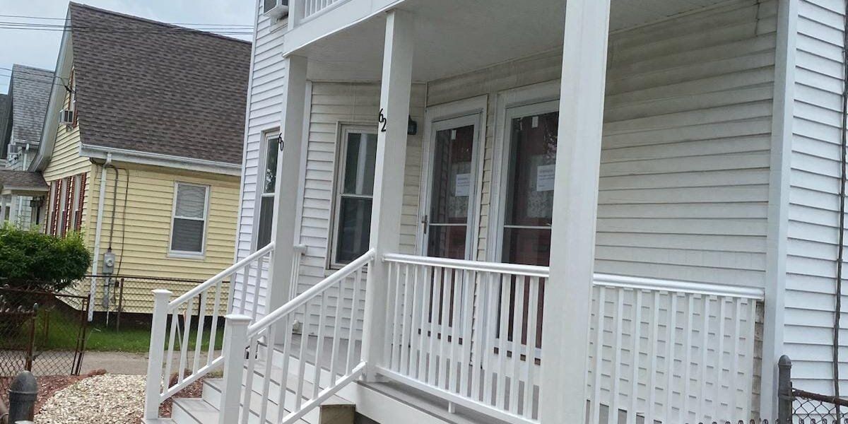 Porch Rebuilding Carpenter | Melrose, MA