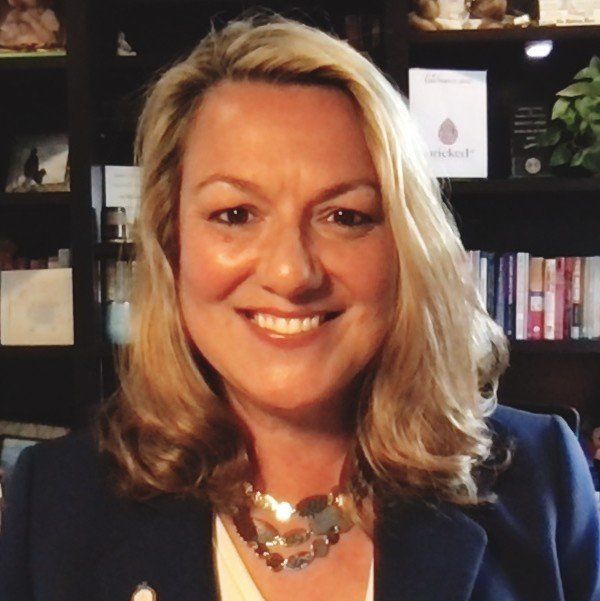 Kim Brown's Instagram, Twitter & Facebook on IDCrawl