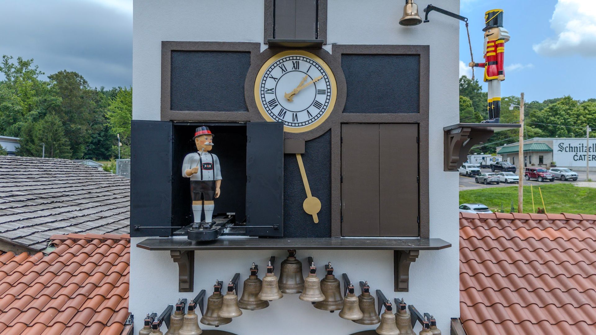 German Restaurant | Jasper, IN | Schnitzelbank Restaurant