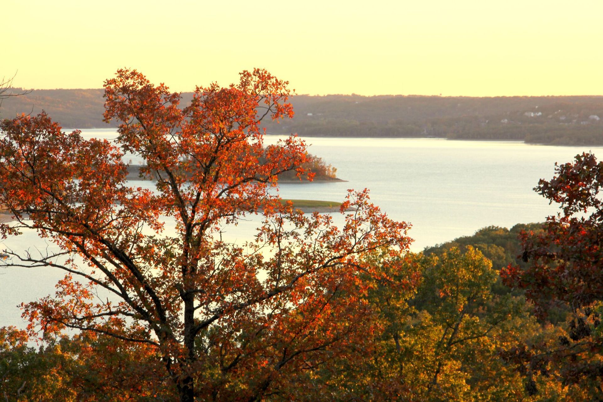 5 Reasons to Visit Branson This Fall