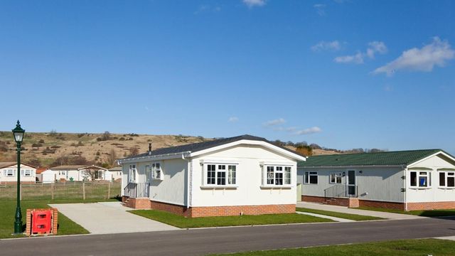 Mobile Home Installation Modular Home Crane Service: Hooksett, NH