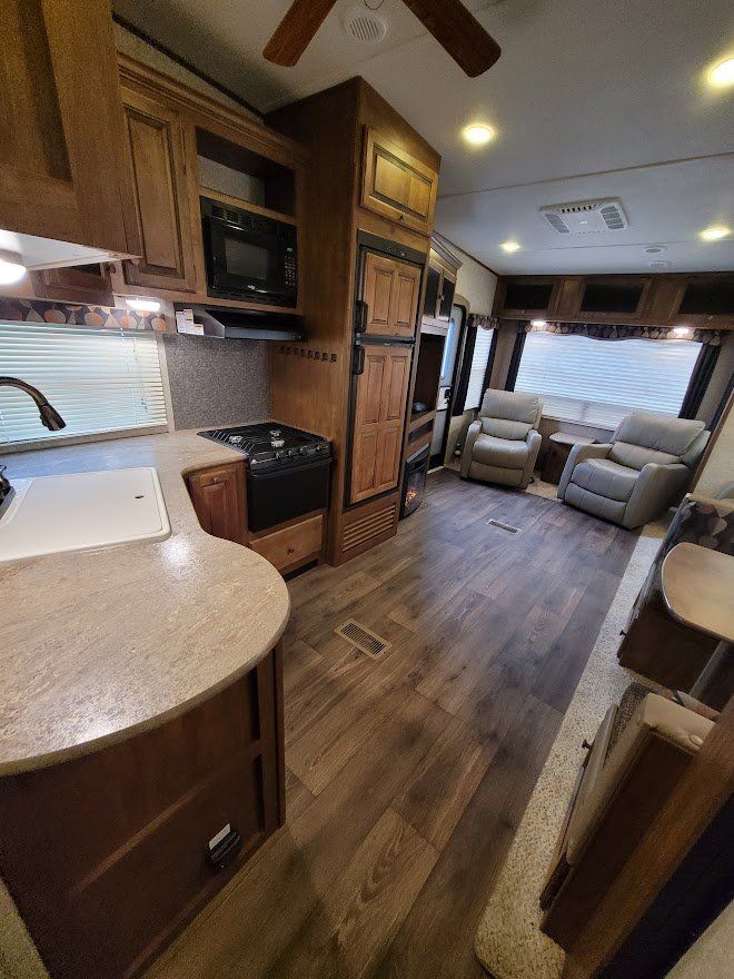 Vehicle Inventory | Oregon | Center Street Ridez-CSR