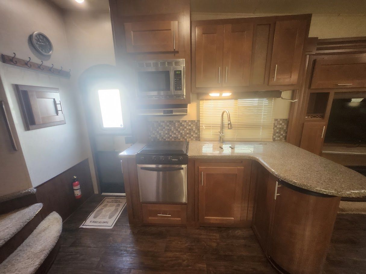 Vehicle Inventory | Oregon | Center Street Ridez-CSR