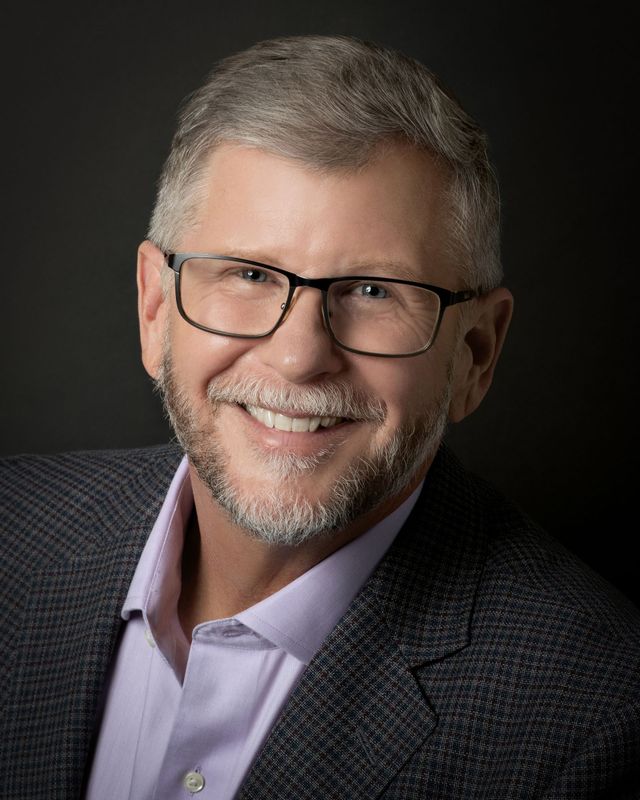 Stephanie Jeremiah's Instagram, Twitter & Facebook on IDCrawl