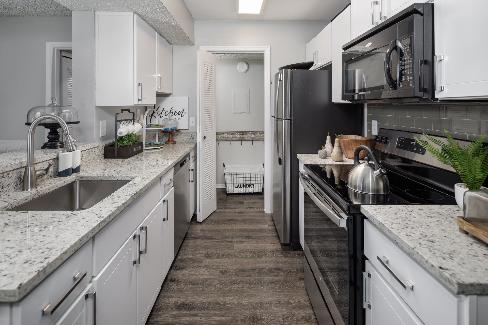 1801 MetroWest | Apartments in Orlando, FL