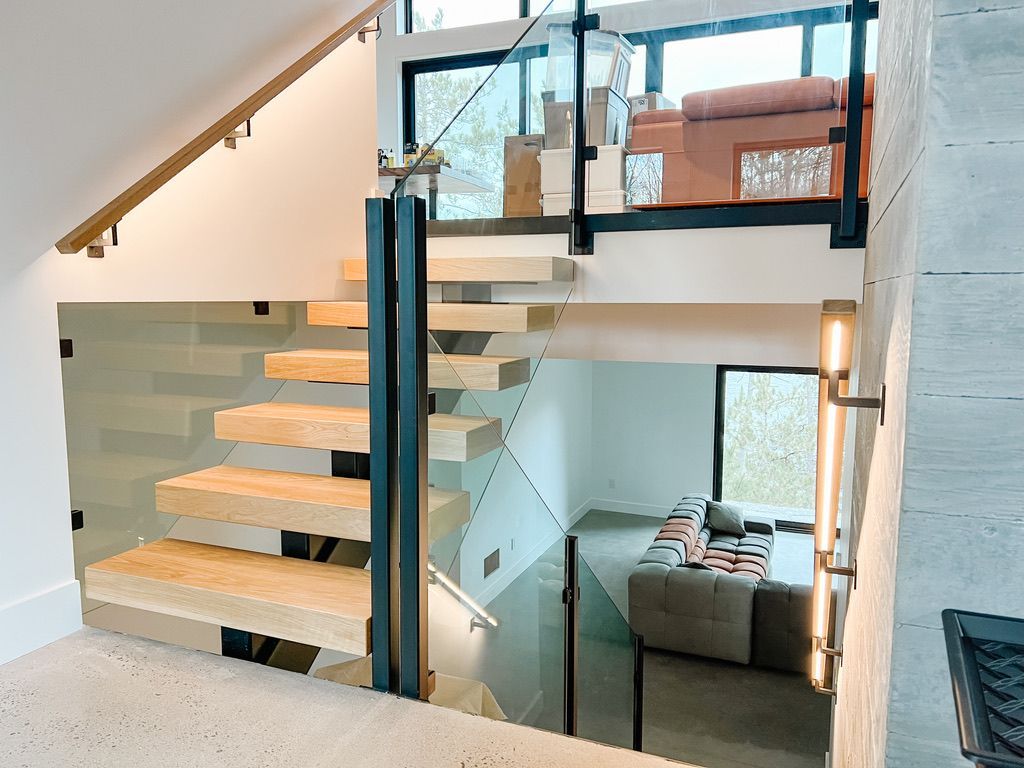 Kawartha Stair & Rail – Peterborough & The Kawarthas