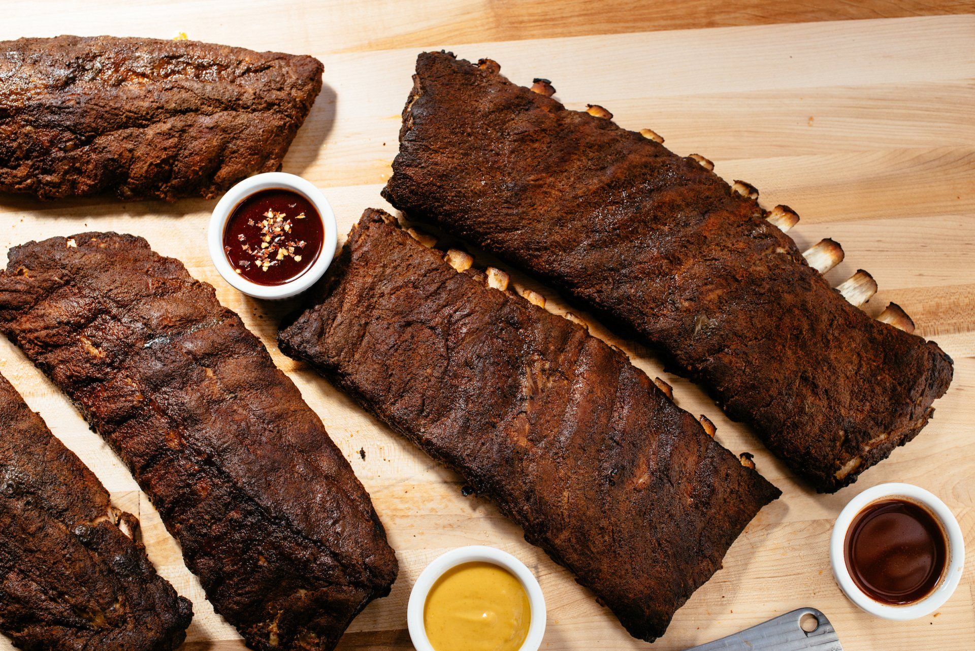 Tailgate Catering: Why BBQ Should Be in Your Playbook