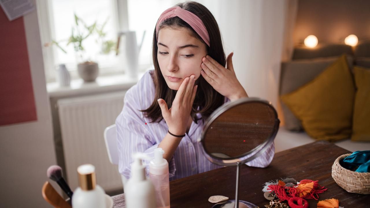 Morning vs. Night Skincare Routines: Key Differences Explained Morning vs. Night Skincare Routines: Key Differences Explained
