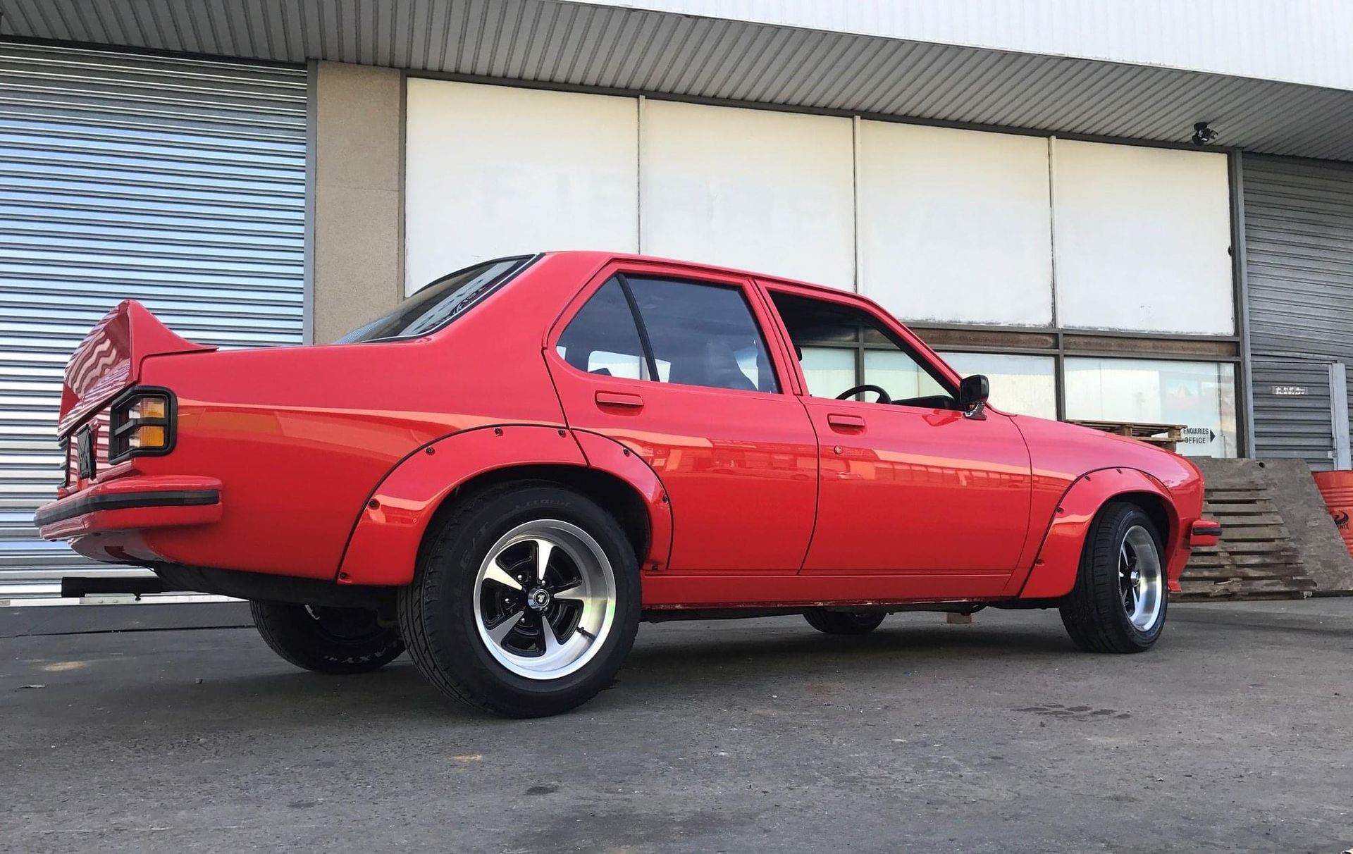 Early holden muscle car wheels: Design and Fitment Guide.