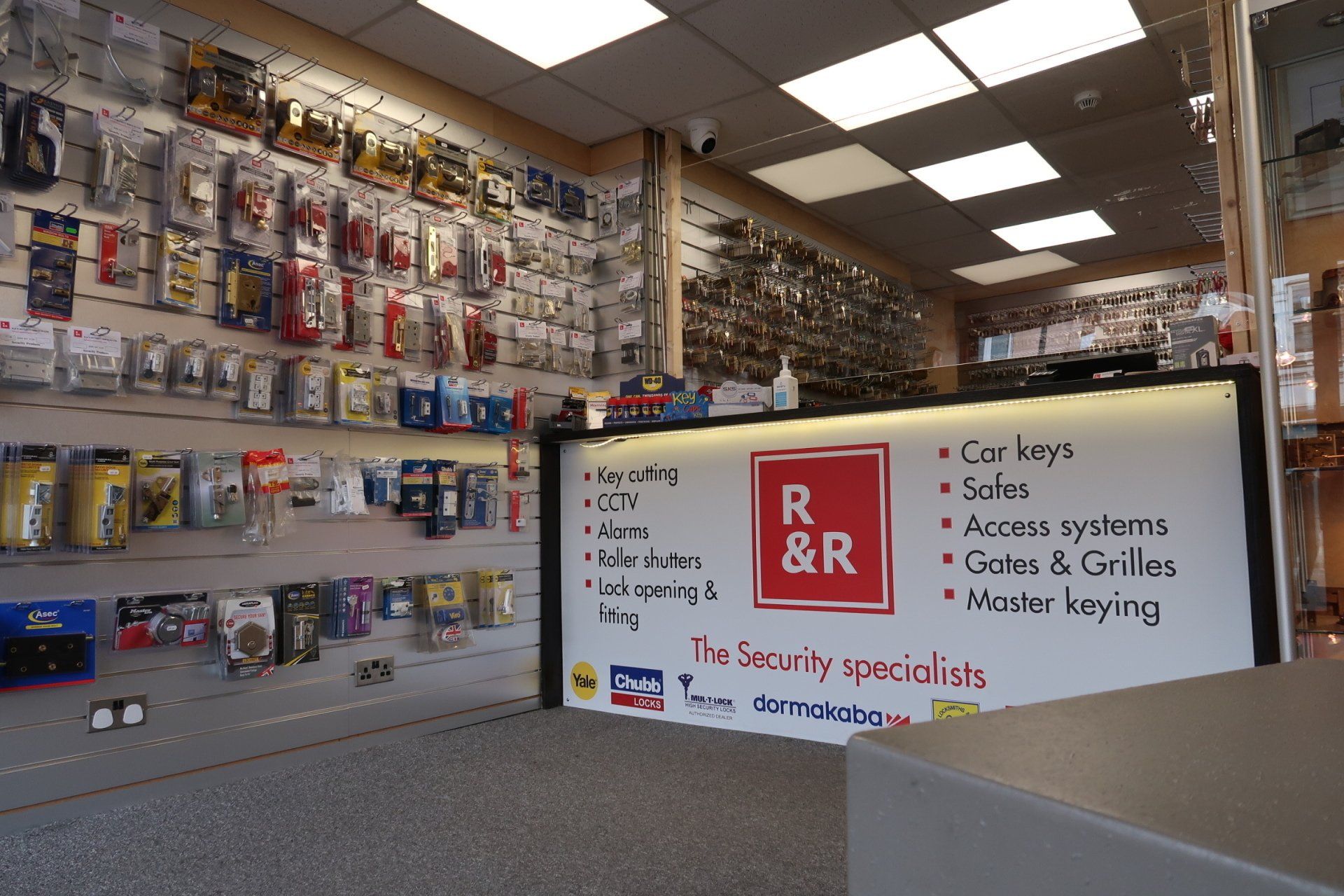Locksmiths | Key Cutting | Ealing, London - R&R Security