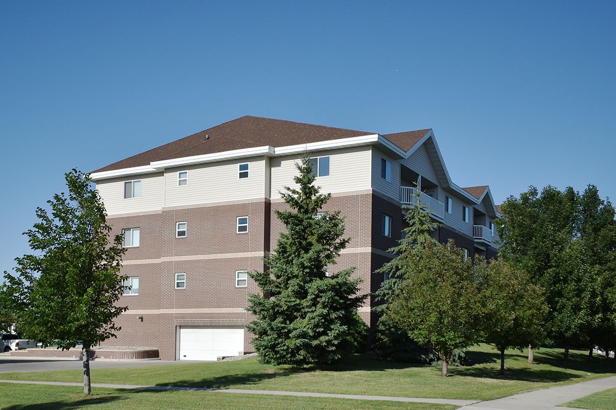 West Ridge Apartments