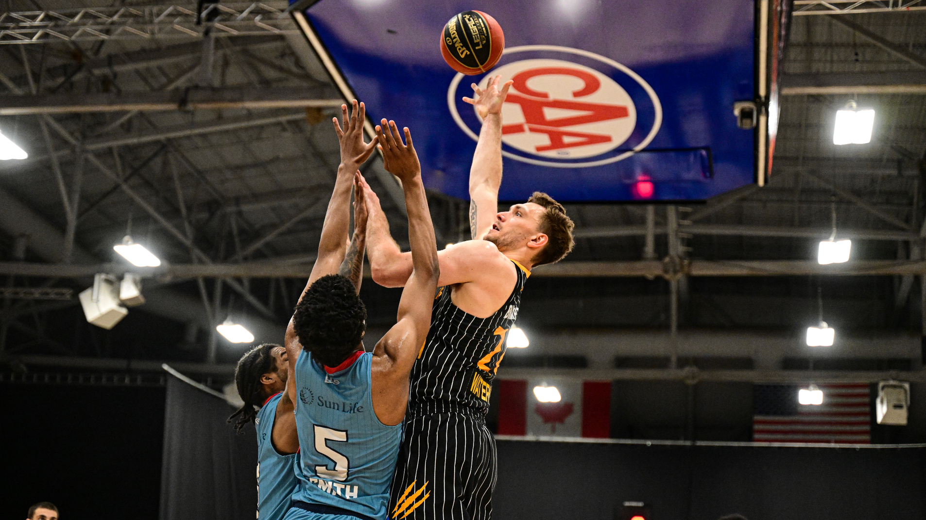 Honey Badgers snap 7-game losing skid with seesaw victory over Alliance