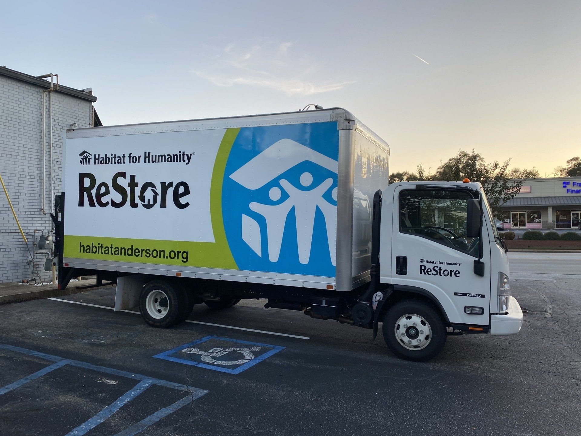 Logo's Signs & Screenprinting in Anderson, SC