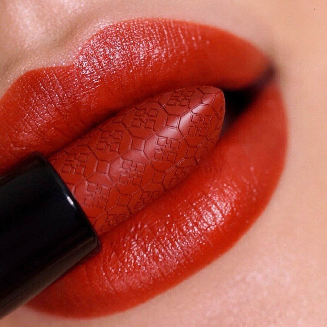 Just Dropped: Year of the Rabbit Cream Lipstick – Lucky