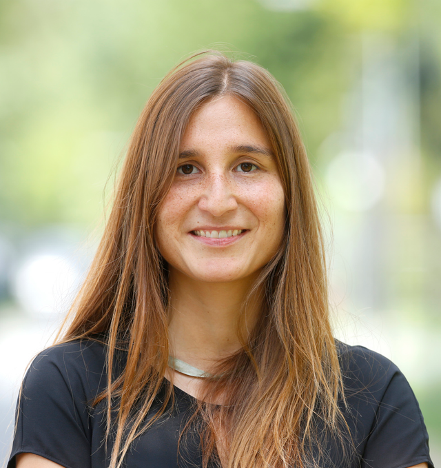 Lisa Roux's Instagram, Twitter & Facebook on IDCrawl