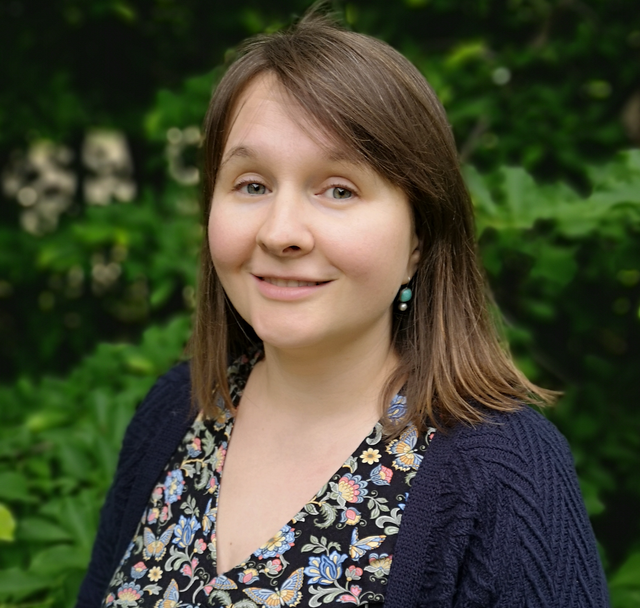 Lisa Roux's Instagram, Twitter & Facebook on IDCrawl