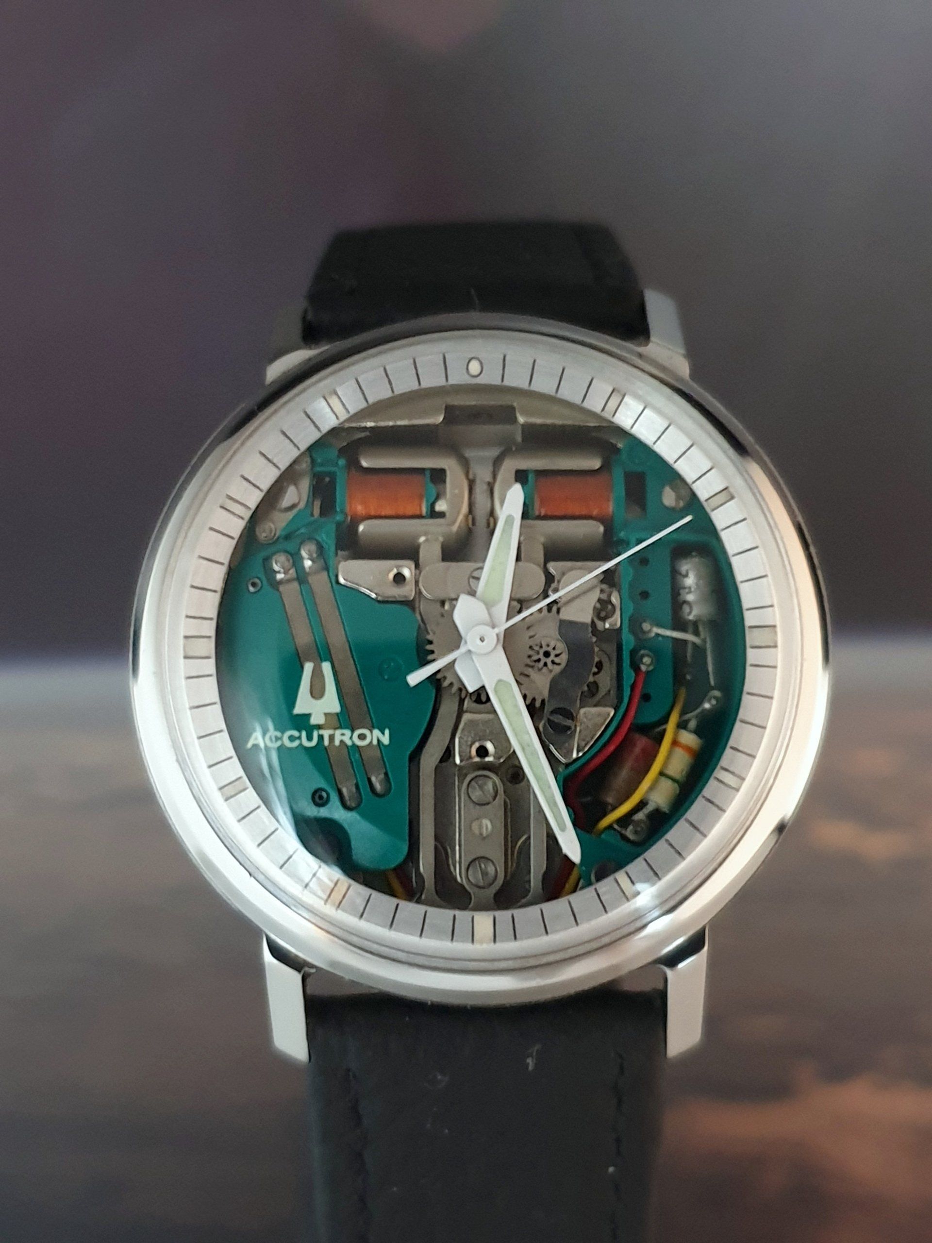 Bulova Accutron Stemvork tuningfork specialist