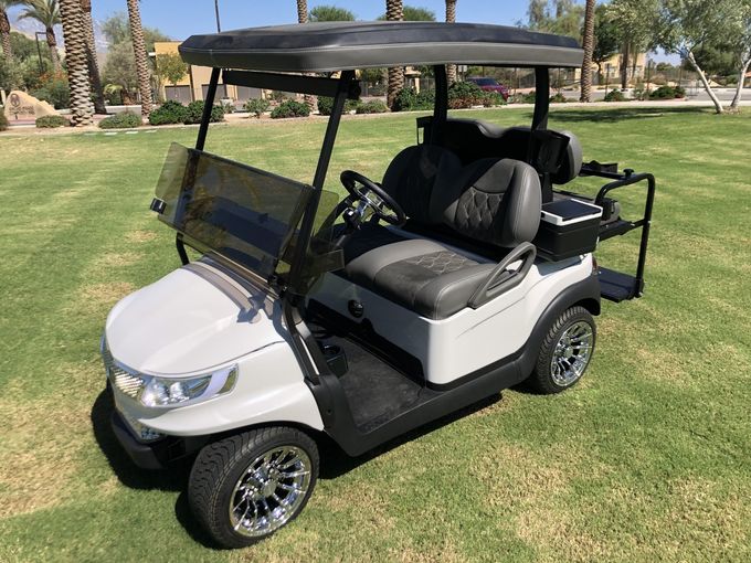 JR THOMAS' GOLF CARS | Rancho Mirage, CA | Electric Golf Cars
