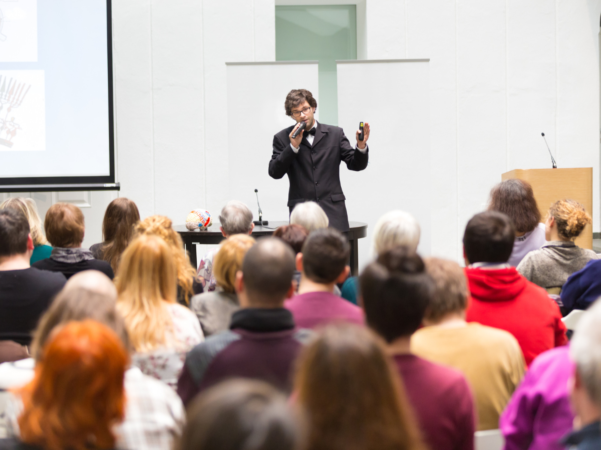 How to Present at Home Care Conferences: A Guide for Professionals