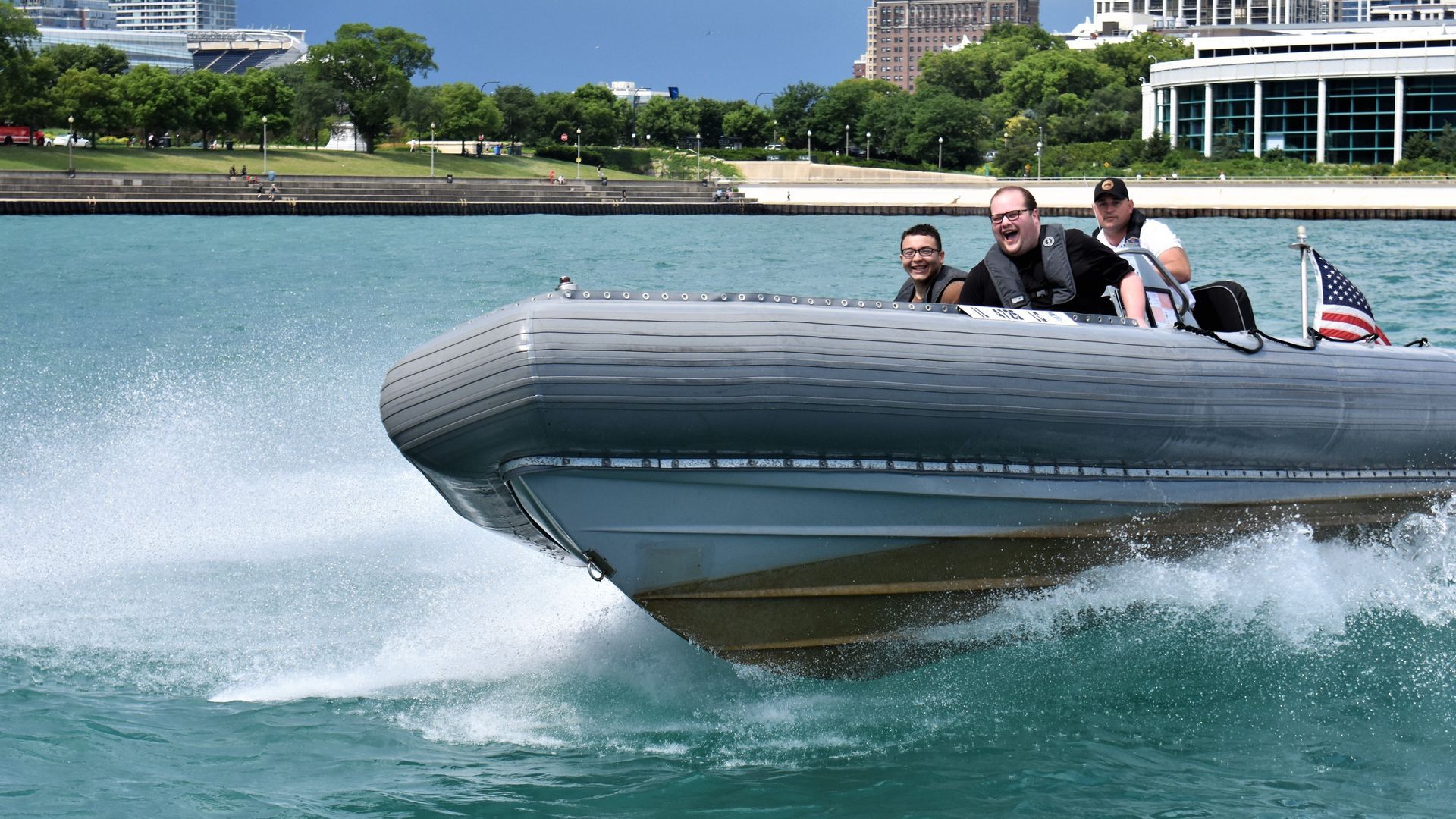 BlackHawk Boat Tours Chicago - Private Adventure Speedboat Tours