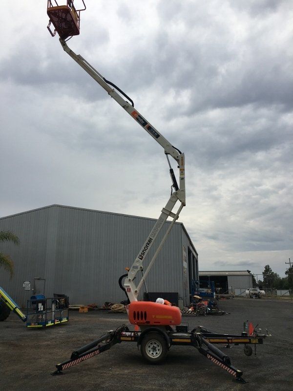 EWP ( Elevating Work Platform ) Training For Scissorlifts / Boomlifts ...