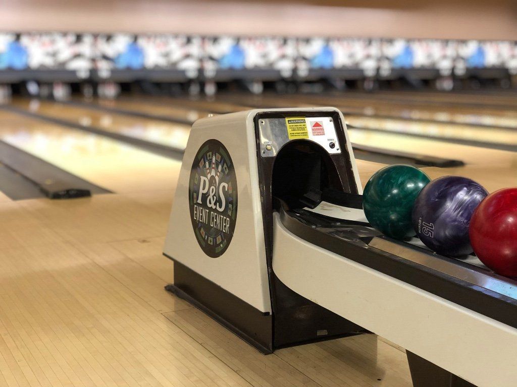 Players & Spectators | Food, Bowling & Fun | Spokane Valley, WA