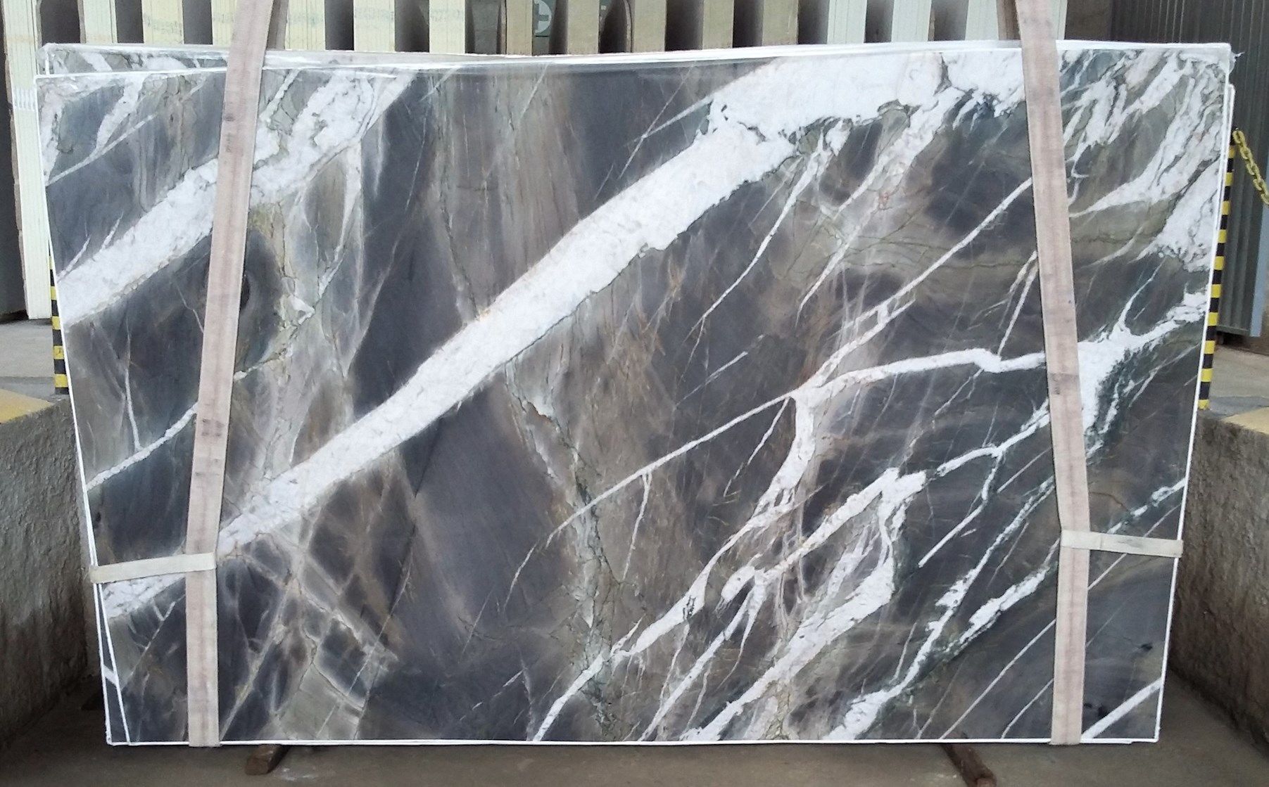 Natural Stones | Blackstone Granite & Marble, Inc.